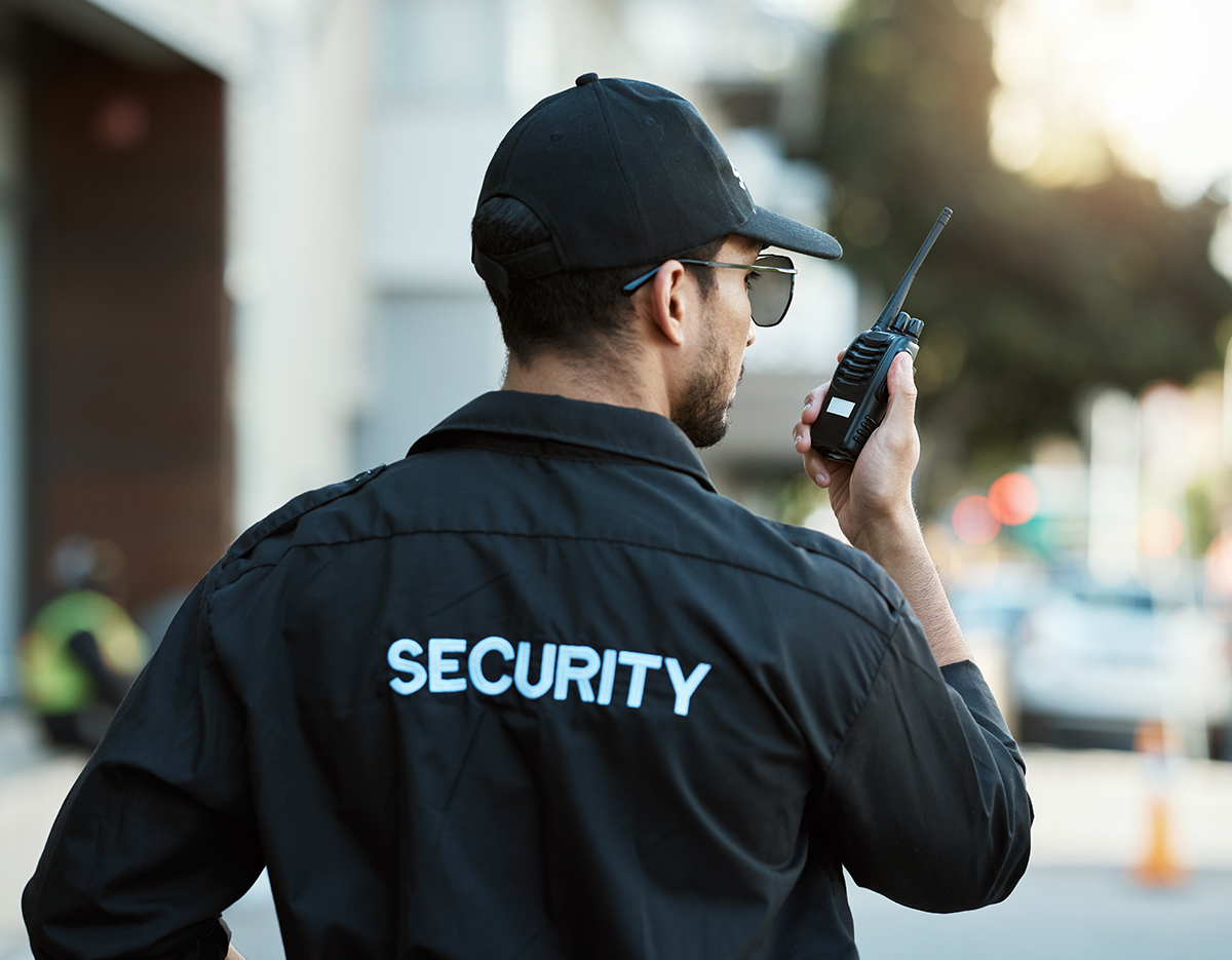 How Do Unarmed Security Guards Handle Disruptive Behavior? - CES Security